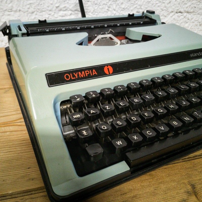Machine à écrire Olympia Standard | L'Atelier Imparfait