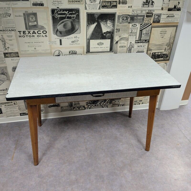 Table Vintage Bois et Formica | L'Atelier Imparfait